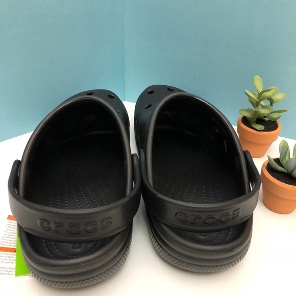 CROCS | Shoes | Crocs Women Coast Clog Black | Poshmark